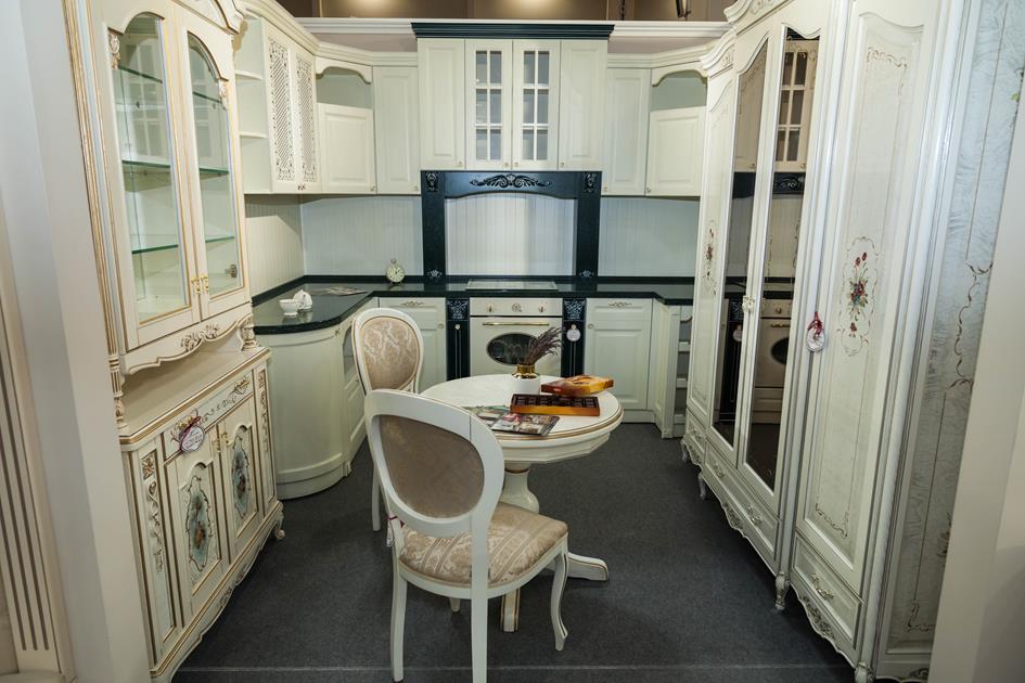 Revista_Mobila_Ruspin_bife-sim_2018_10 - Revista Mobila