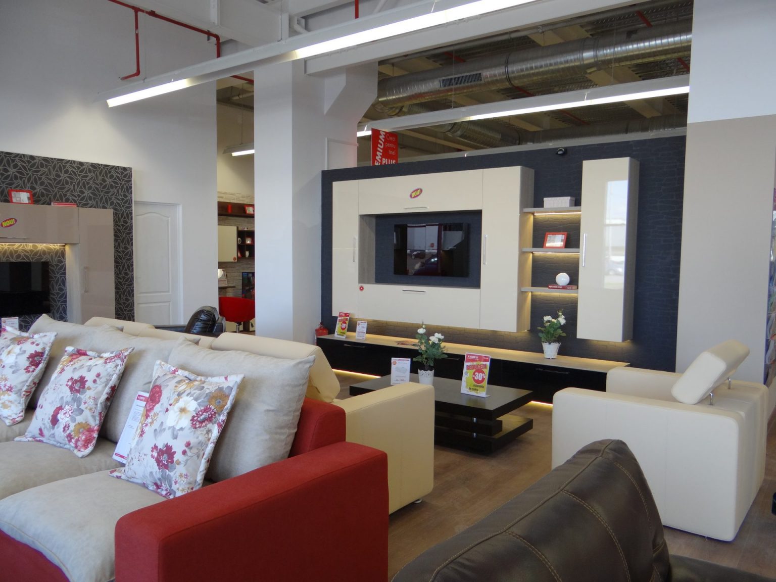 De 30 de ani, cu entuziasm și pasiune, LEMET produce mobilier care ...